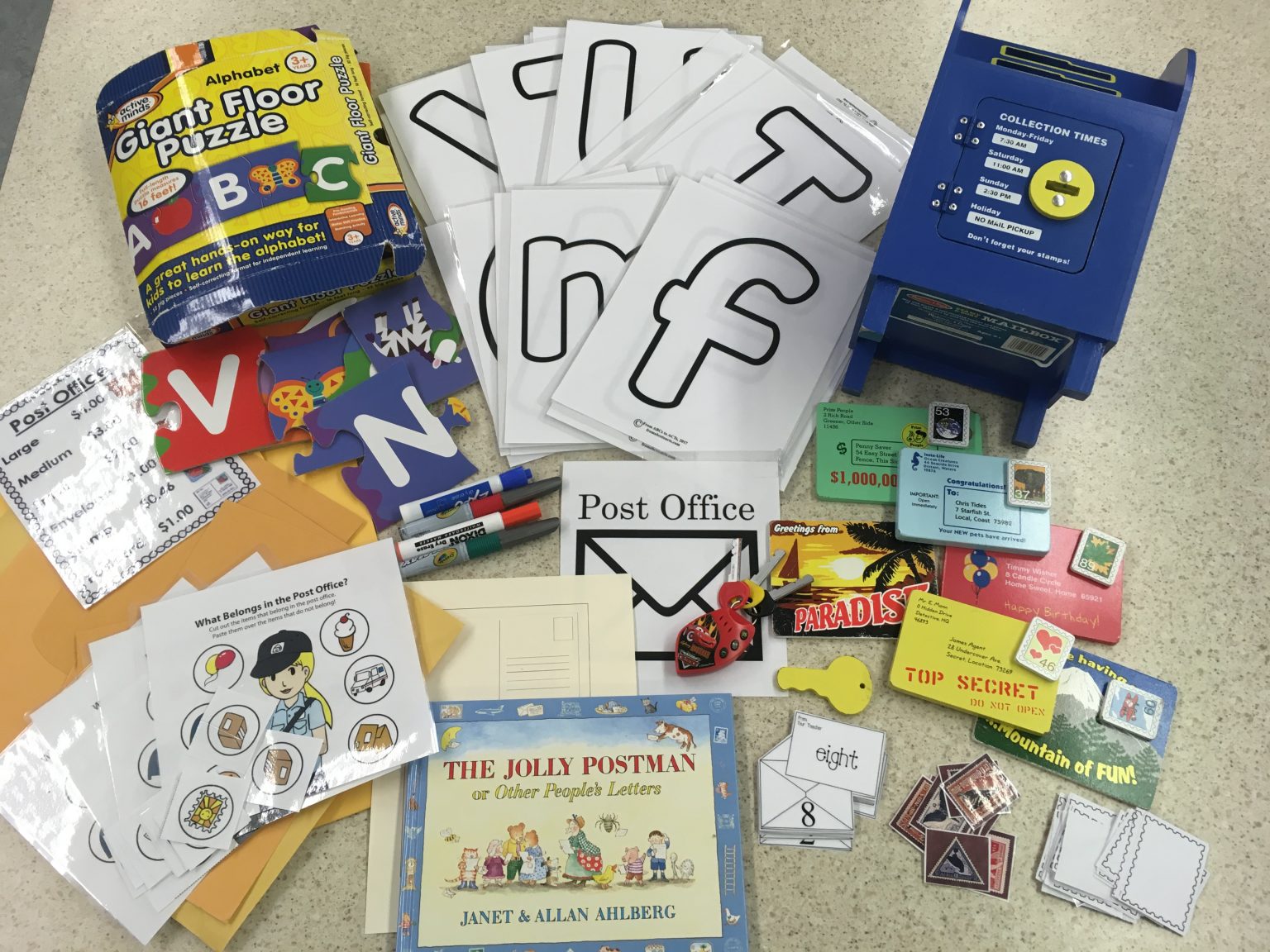 Dramatic Play Box 09 – Mail - Family Matters